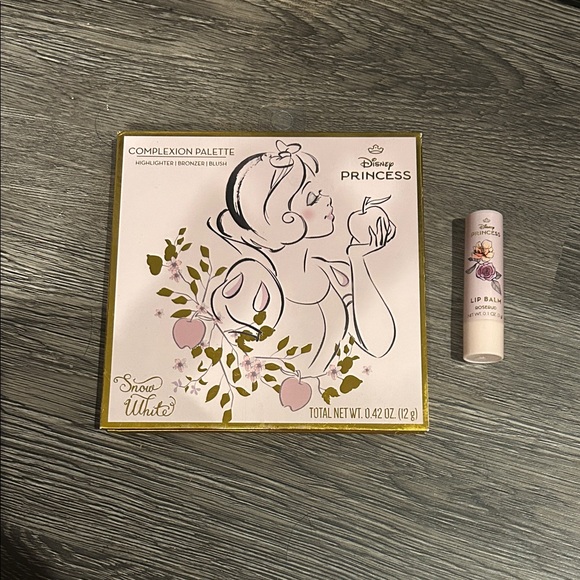 Disney | Makeup | Disney Princess Snow White Complexion Palette Gold ...